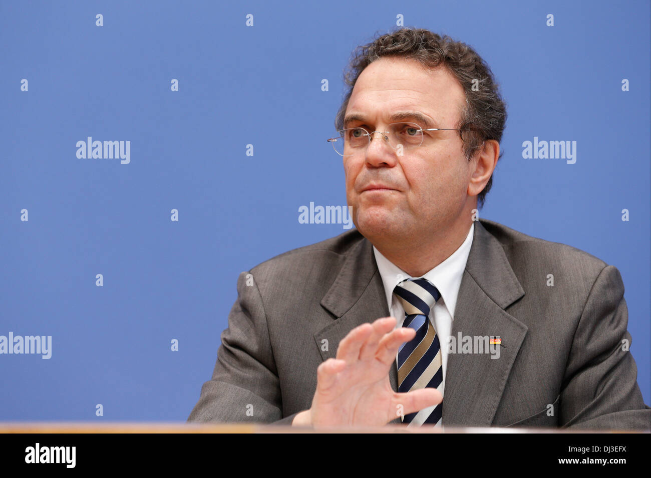Dr hans peter friedrich hi-res stock photography and images - Alamy
