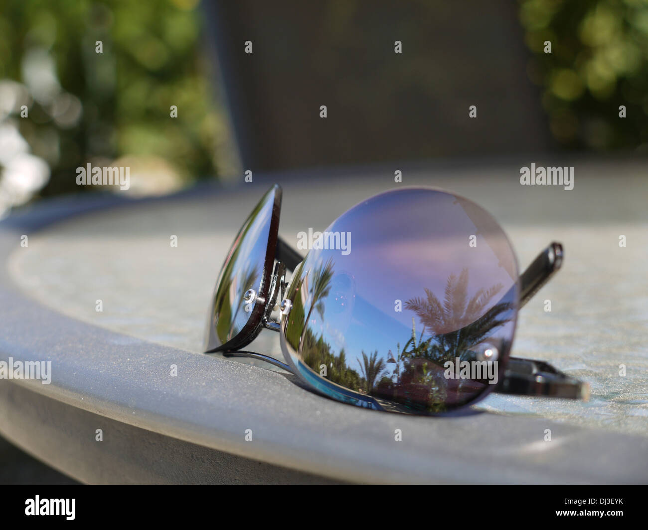 Reflections of a table hi-res stock photography and images - Alamy