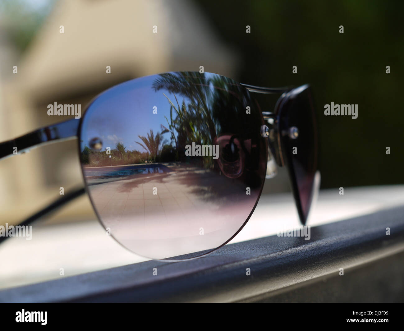 Reflections of a table hi-res stock photography and images - Alamy