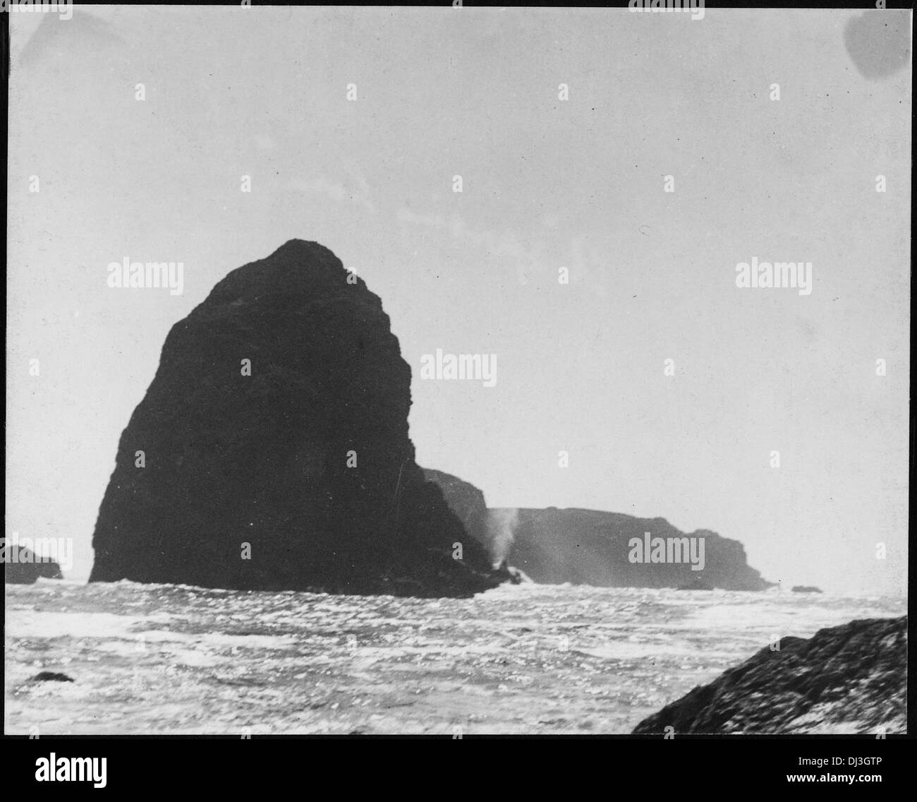 Offshore rocks Black and White Stock Photos & Images - Alamy