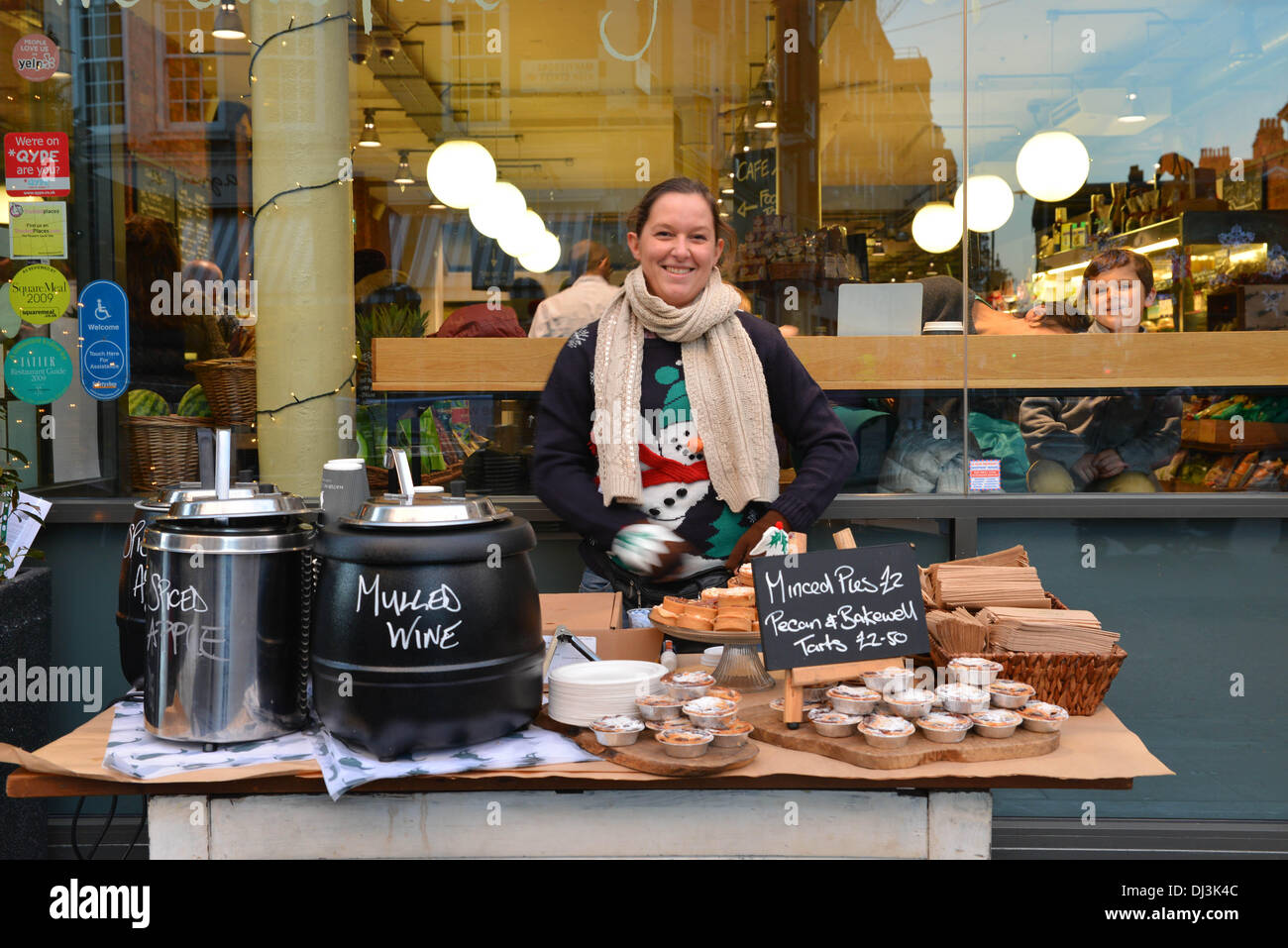 Marylebone christmas lights hi-res stock photography and images - Alamy