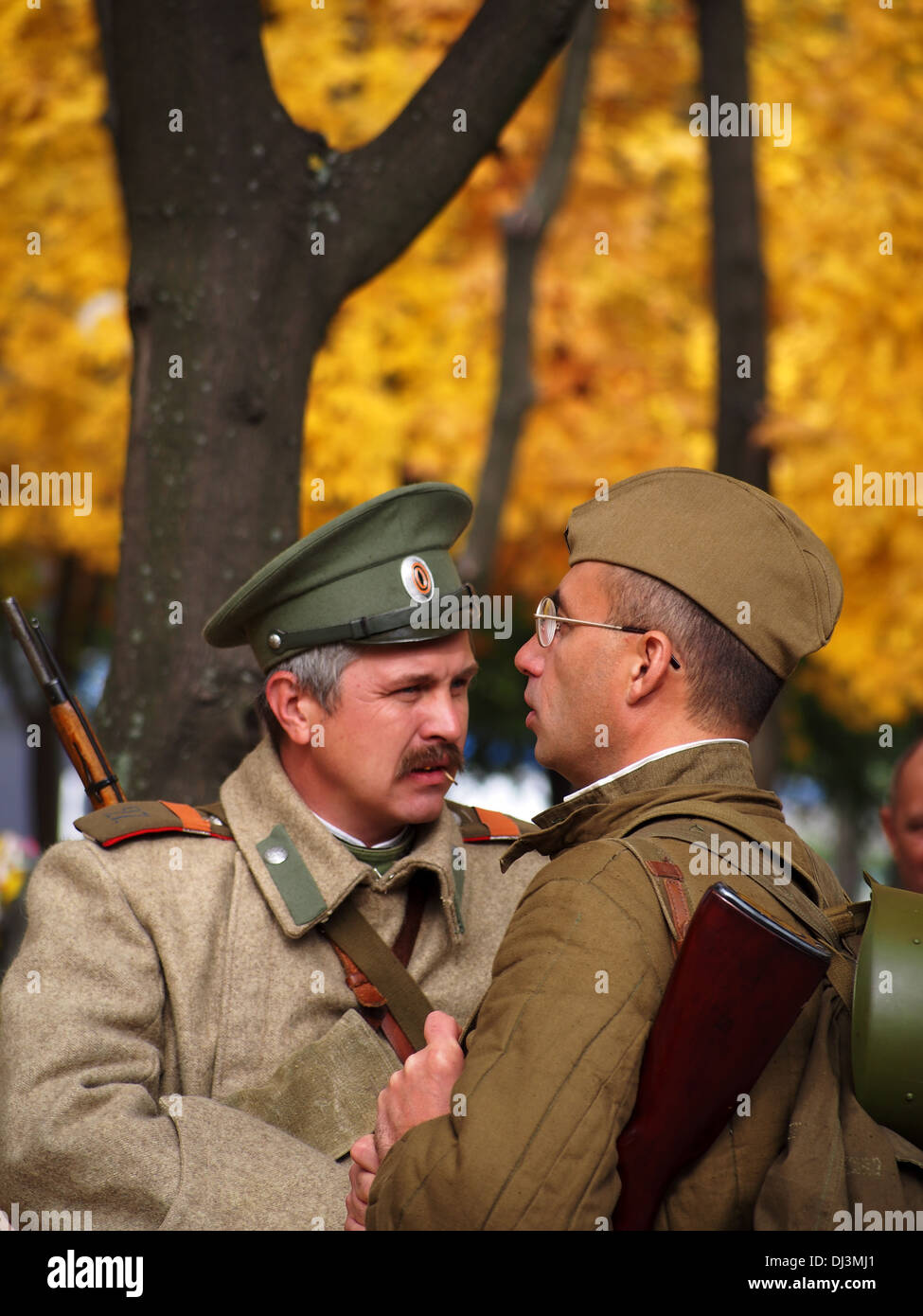 Mans military uniform hi-res stock photography and images - Alamy