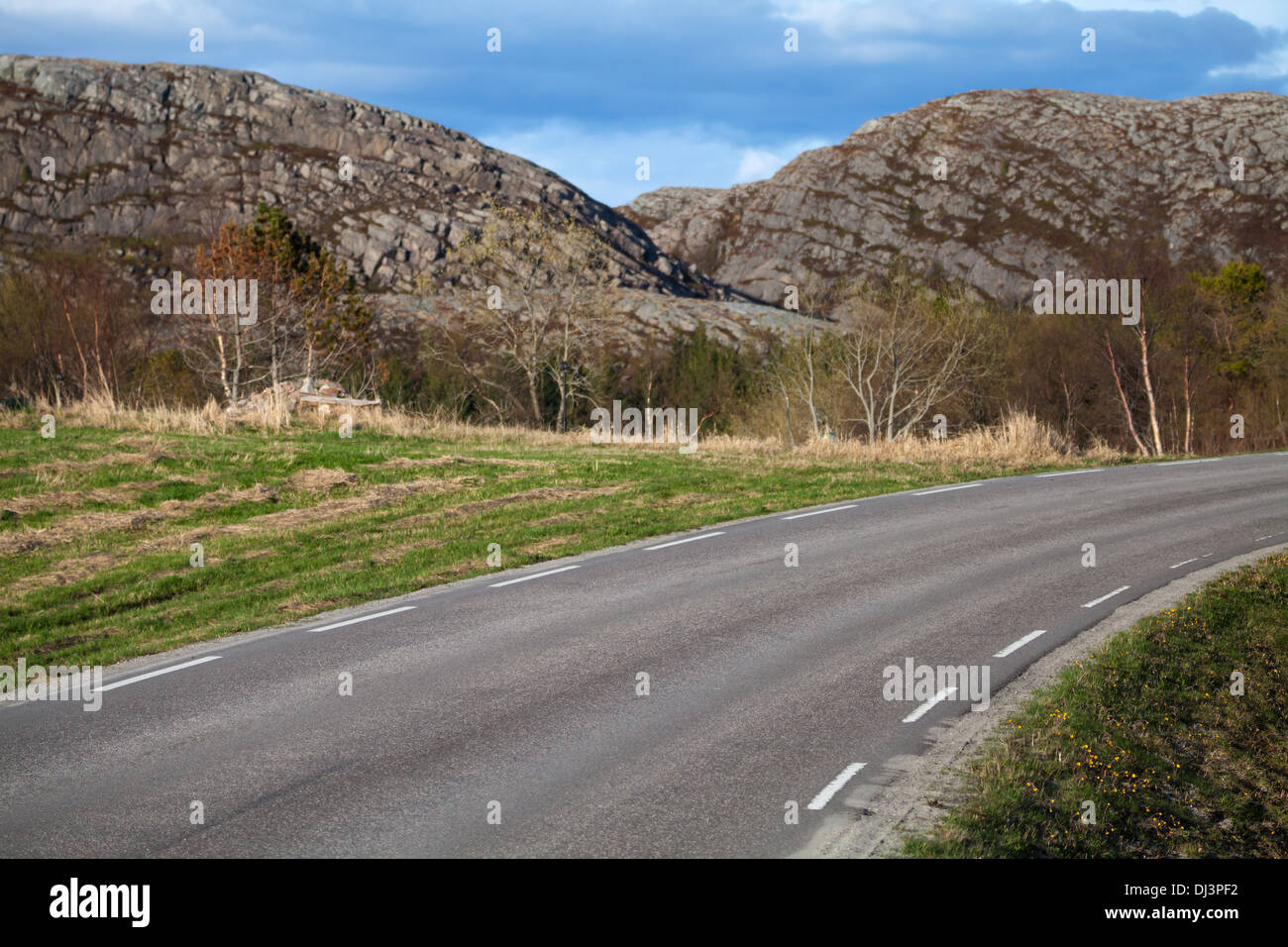 Turning asphalt road. Transportation photo background with shallow ...