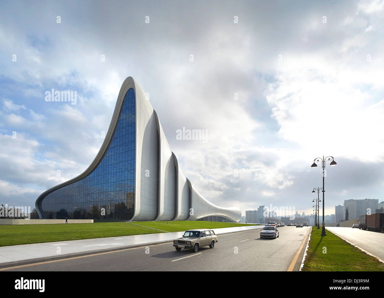 Heydar Aliyev Cultural Center, Baku, Azerbaijan. Architect: Zaha Hadid ...