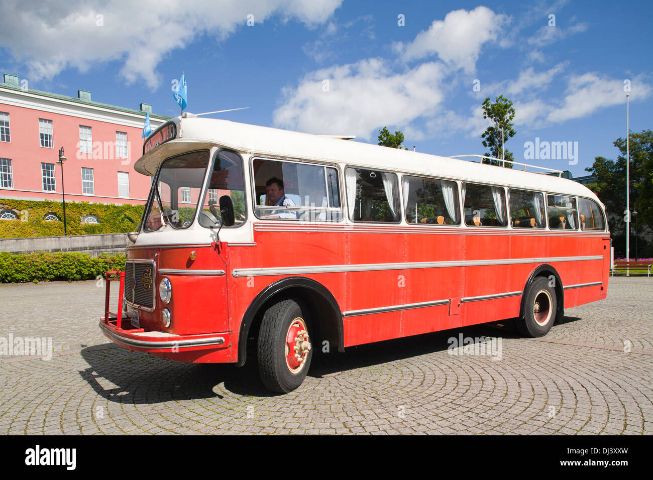 Volvo bus hi-res stock photography and images - Alamy