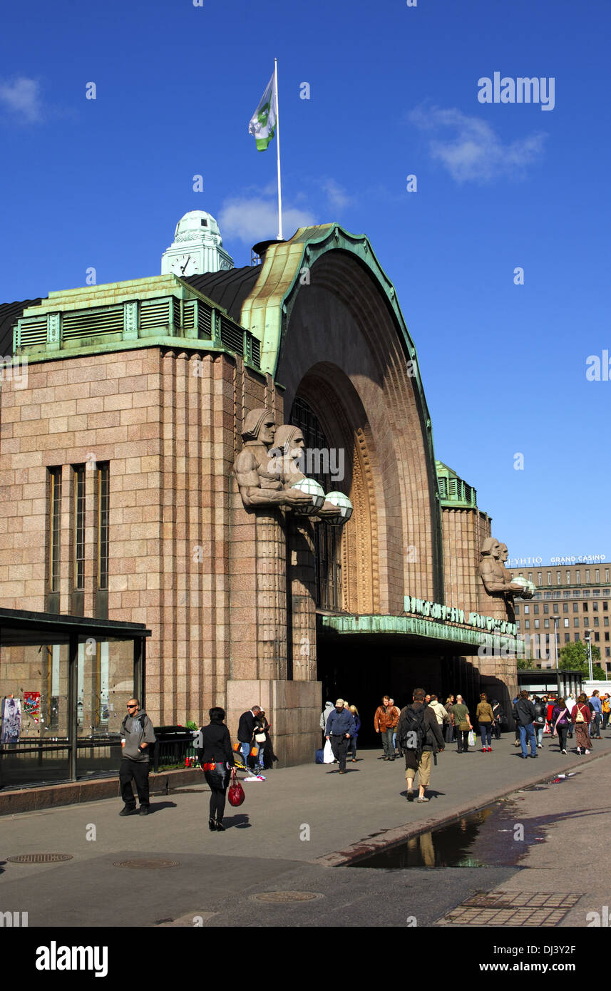 Station tower helsinki clock clock hi-res stock photography and images ...