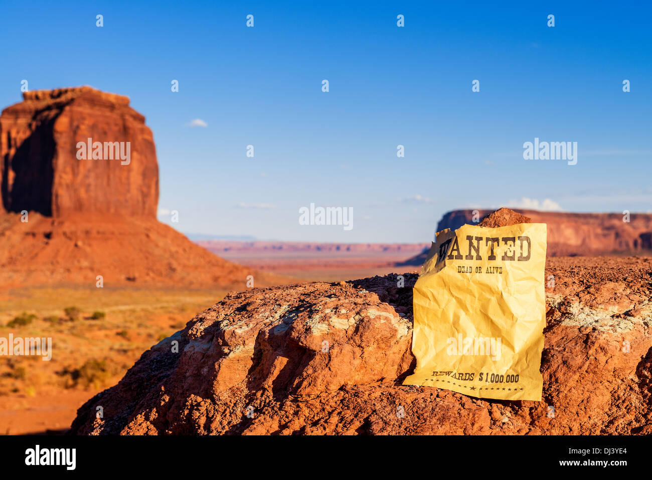 Wanted poster background hi-res stock photography and images - Alamy