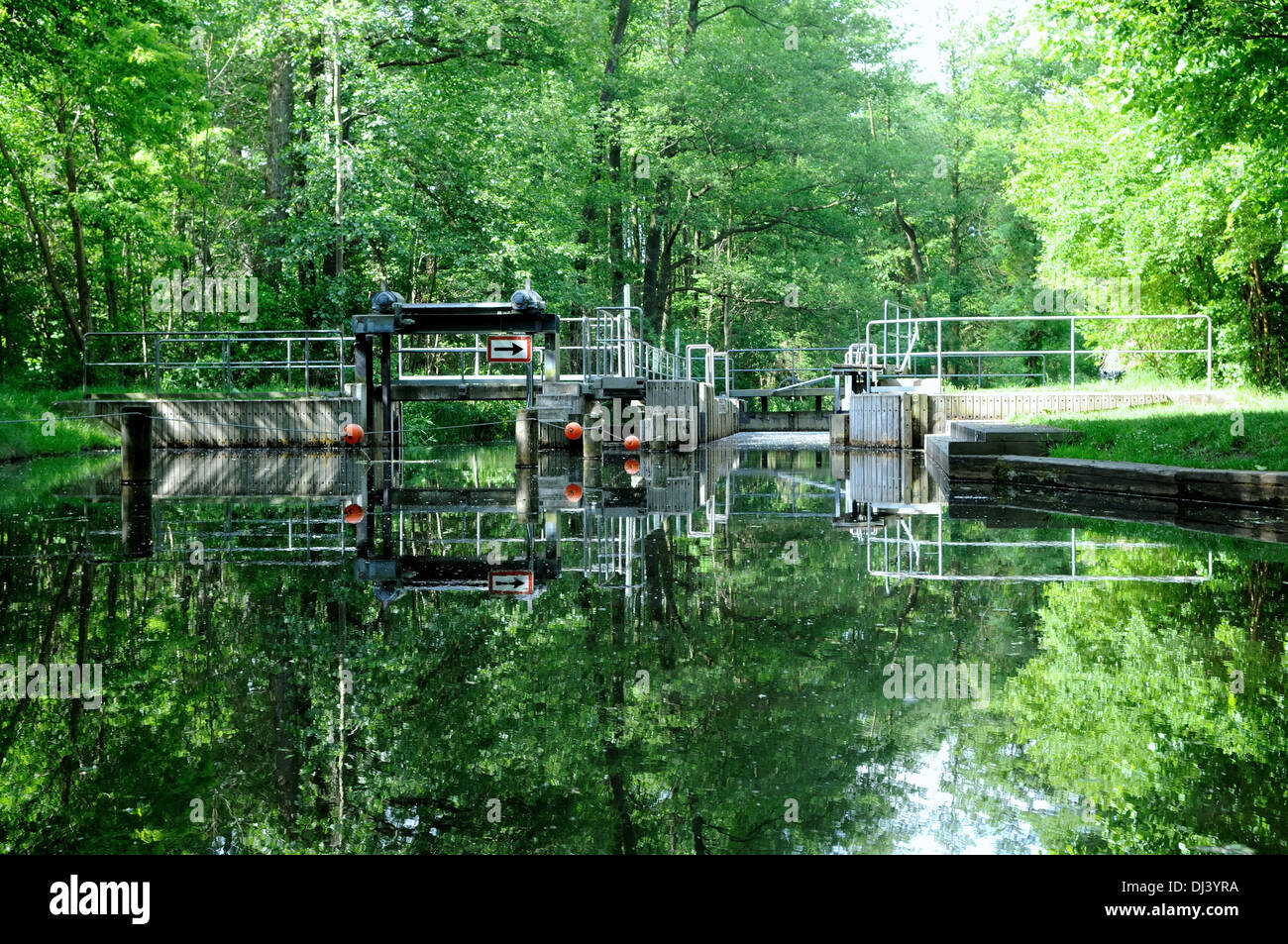 Hand-operated lock in the Spreewald Germany Stock Photo - Alamy