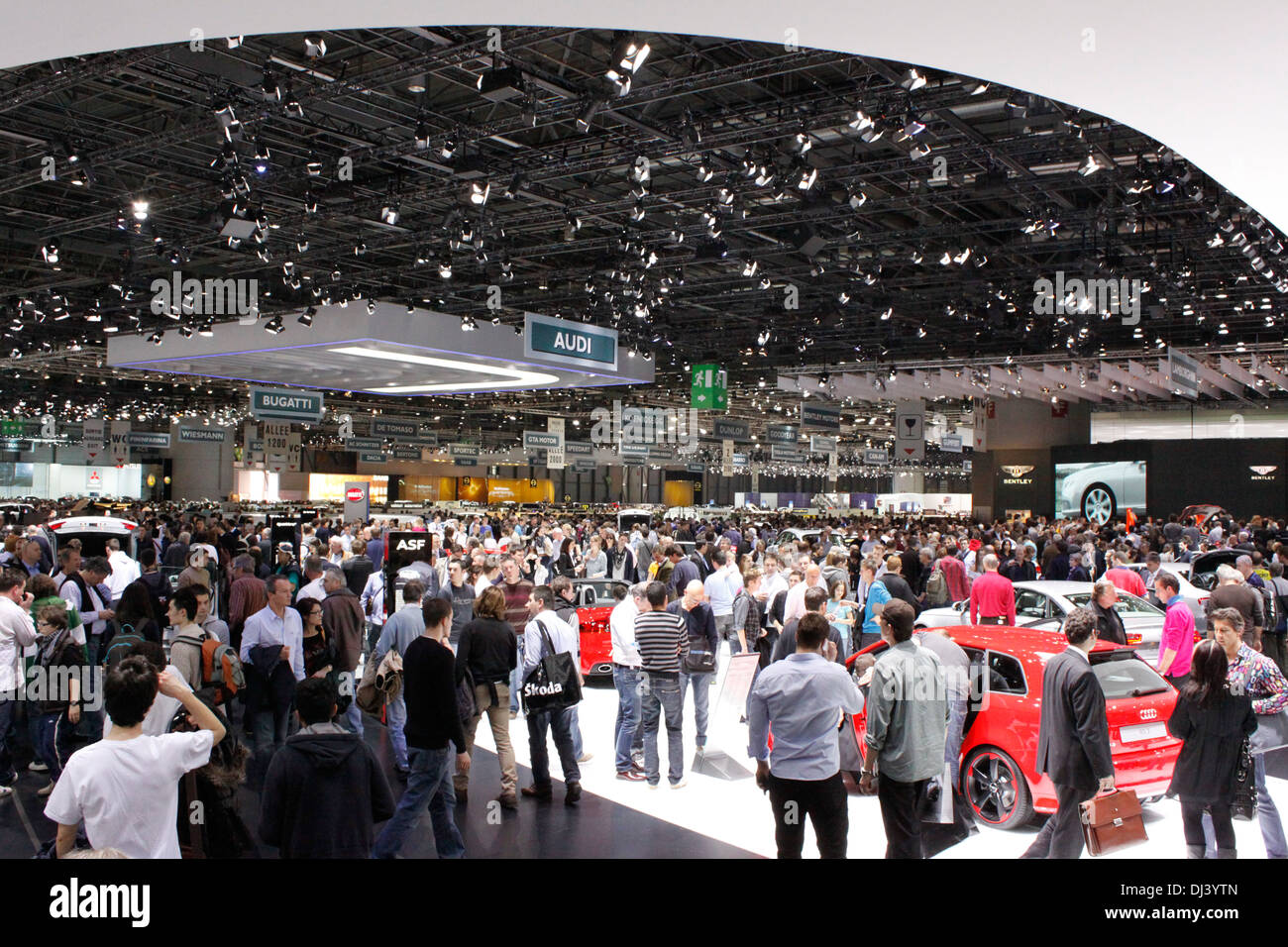 Show switzerland hi-res stock photography and images - Alamy