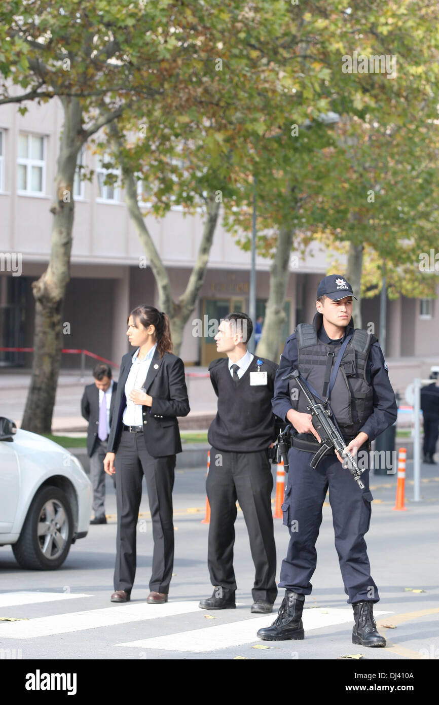 Ankara, Turkey. 21st November 2013. Policemen stand guard on a street ...