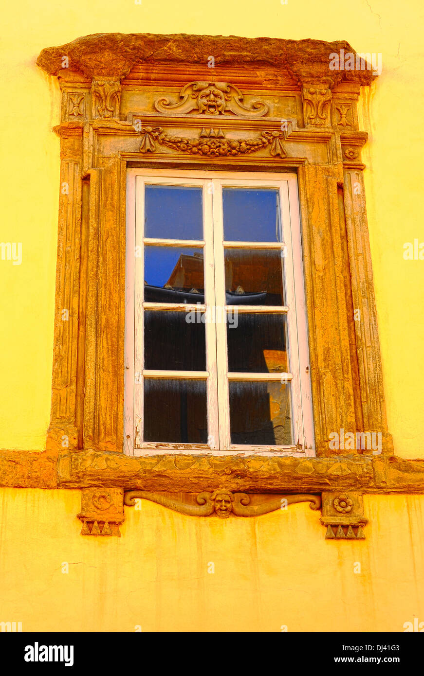 Shuttered windows medieval house historic town hi-res stock photography ...
