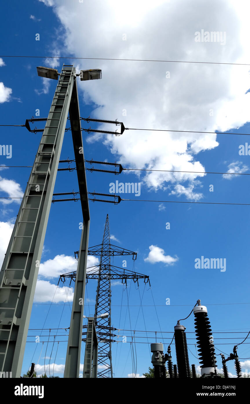 Electricity conduction hi-res stock photography and images - Alamy