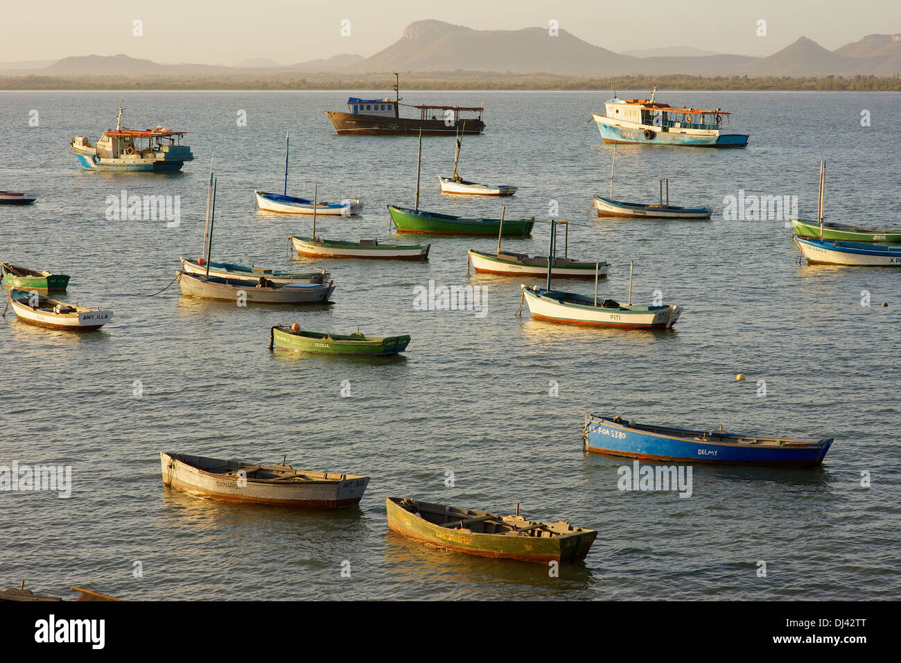 Fishing boats caribbean hi-res stock photography and images - Alamy