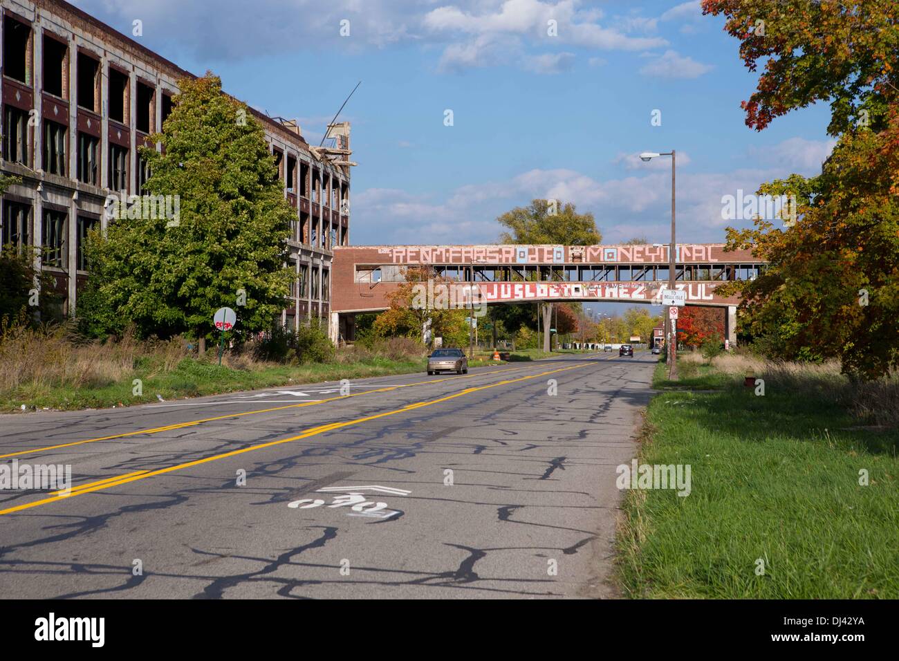 The Detroit Packard Automotive Plant opened in 1903 and was closed in ...