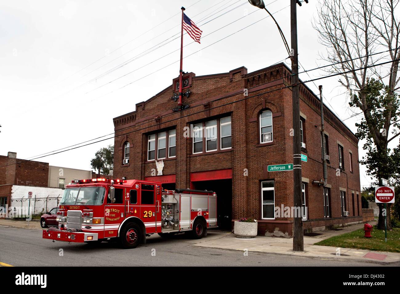 Appartus and firehouse of Detroit Fire Department Engine 29 in Detroit ...