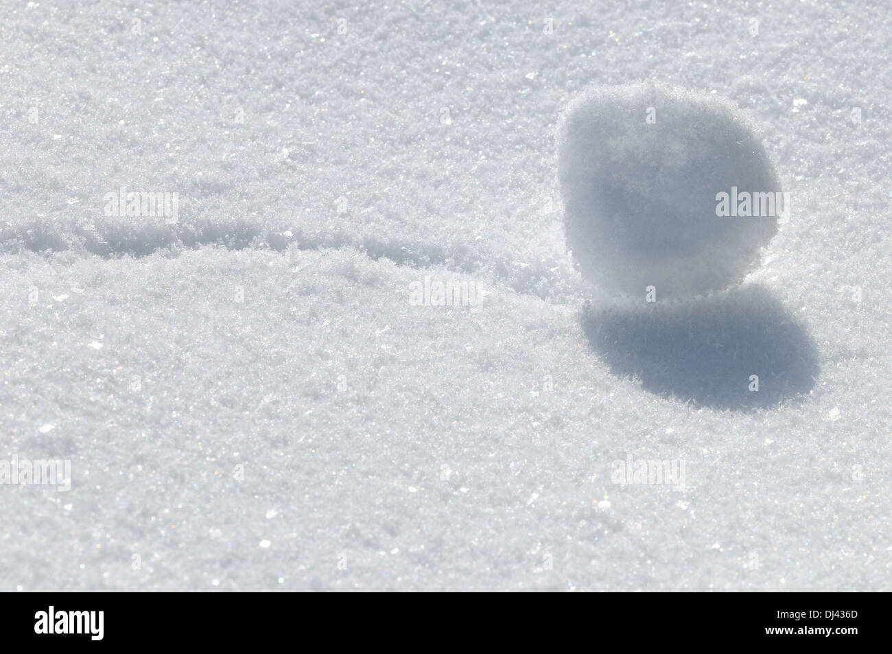 Snowball rolling hi-res stock photography and images - Alamy