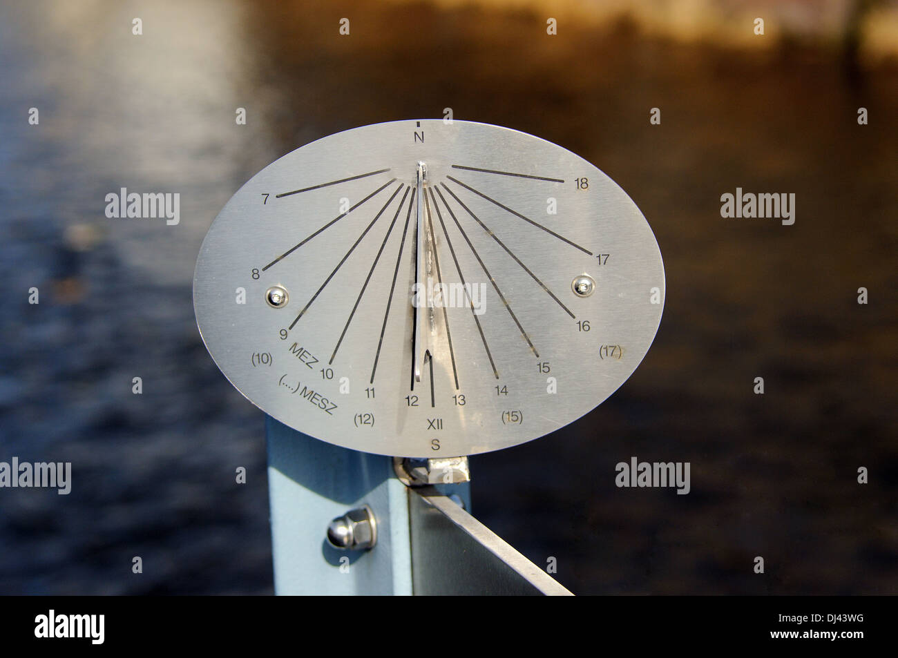 Steel sundial hi-res stock photography and images - Alamy