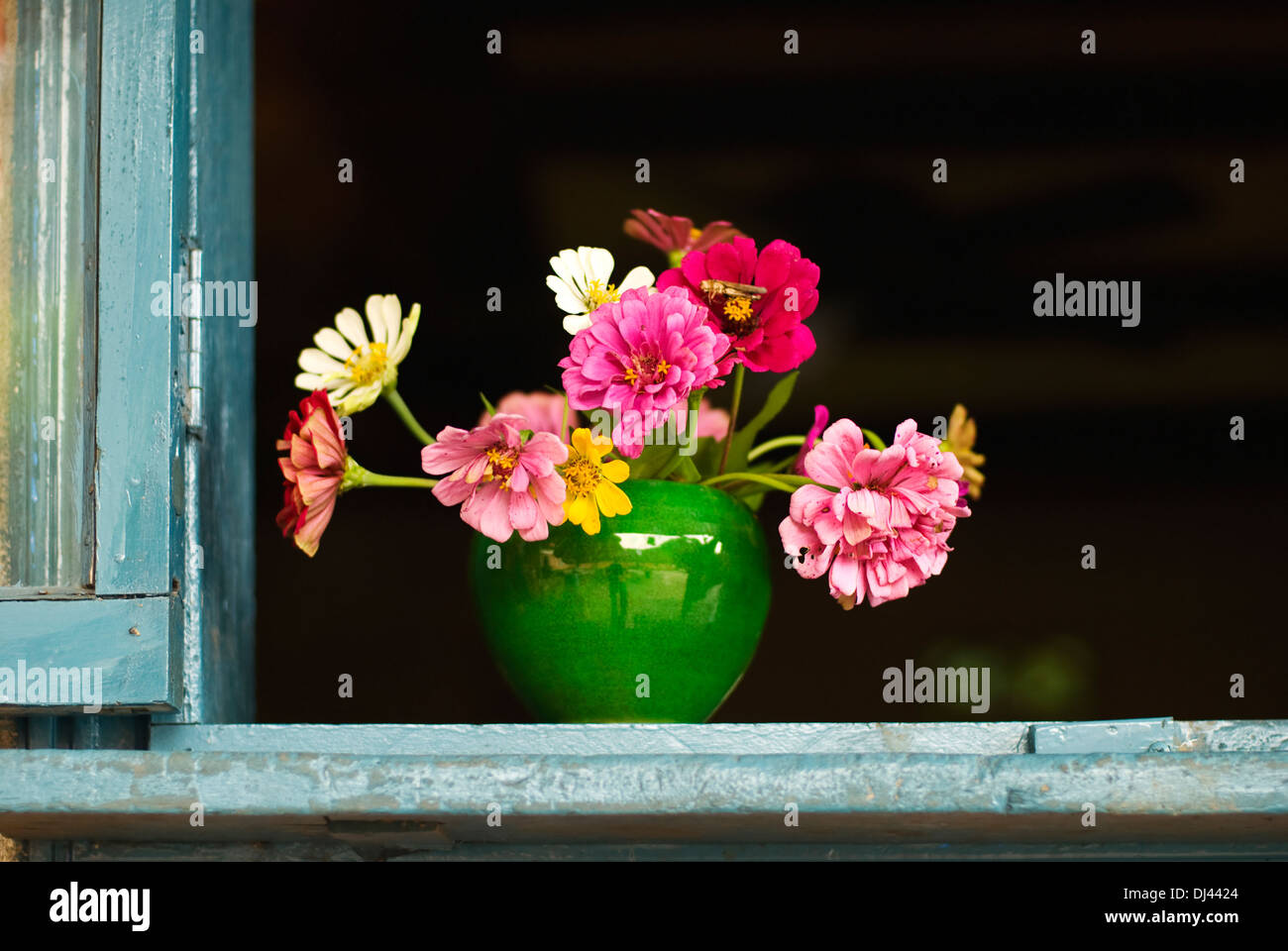 Colorful flowers in Chinese pottery Stock Photo - Alamy