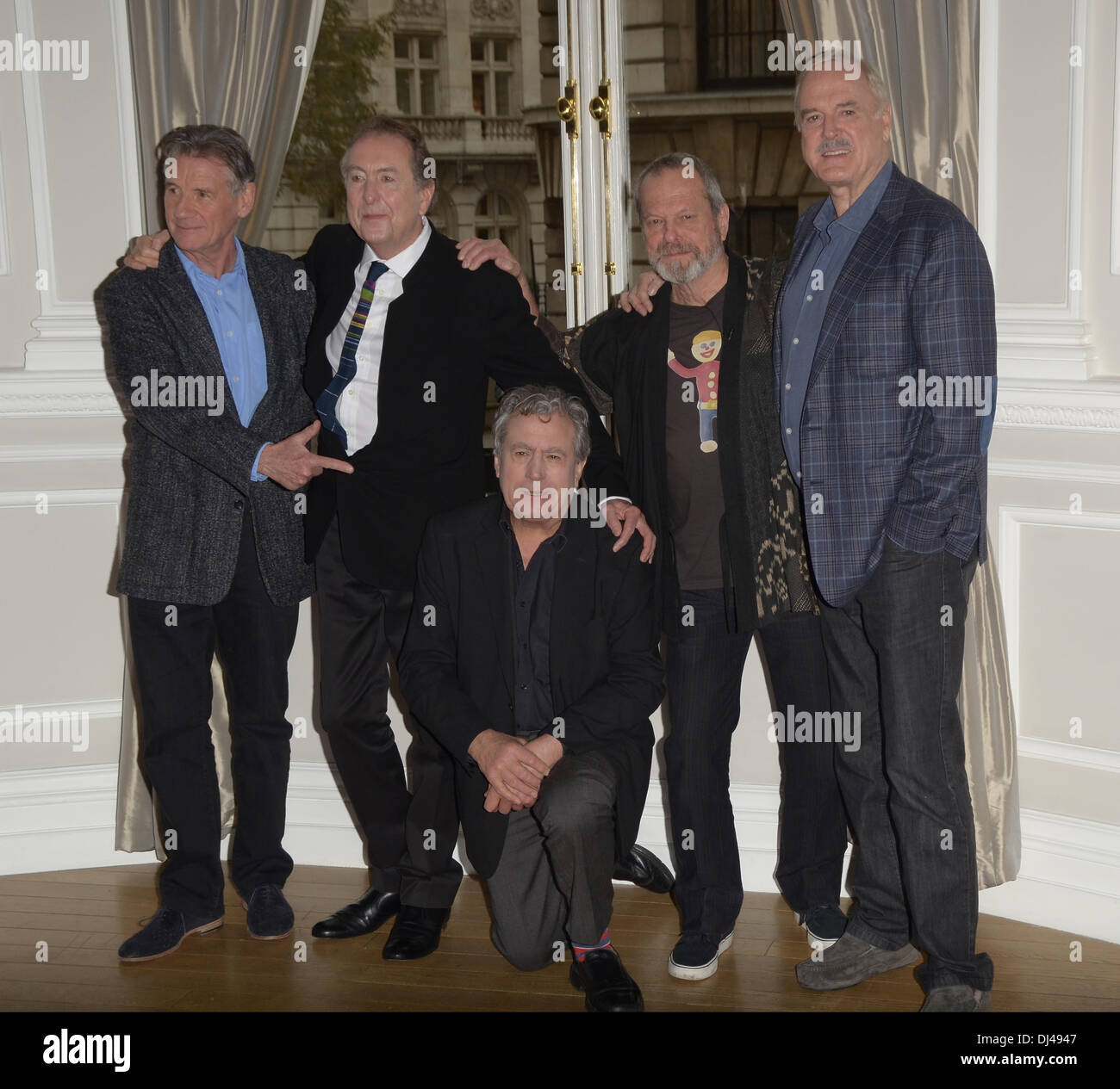 Terry jones monty python hi-res stock photography and images - Alamy