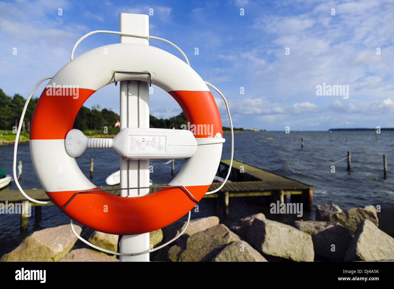 Pole with ring hi-res stock photography and images - Alamy