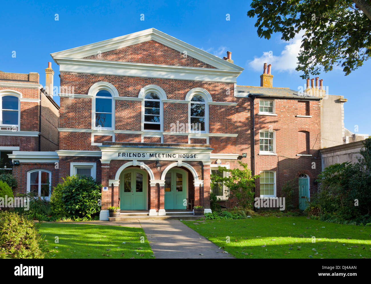 Quaker Meeting House Uk High Resolution Stock Photography and Images - Alamy