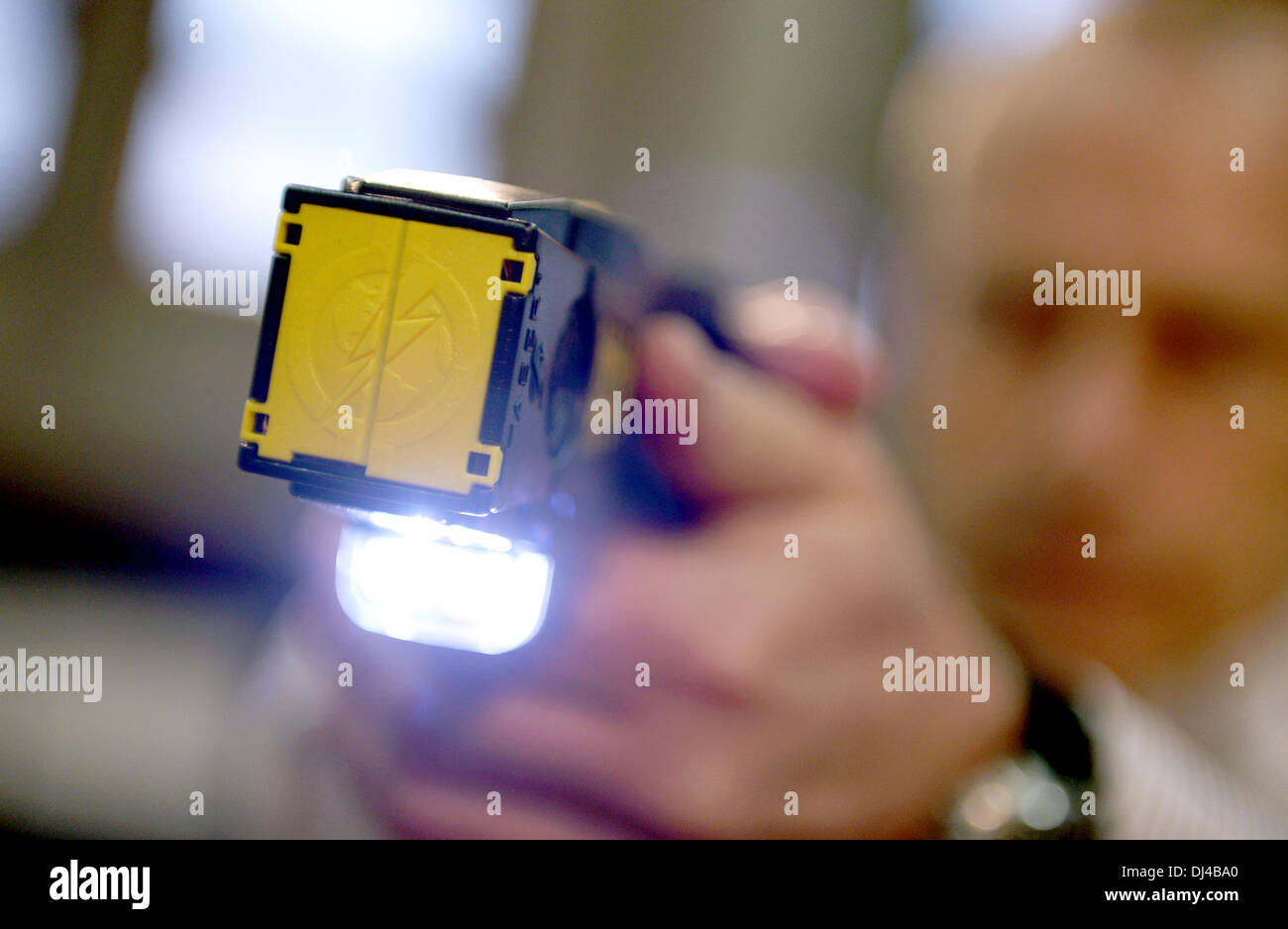 Taser training hi-res stock photography and images - Alamy