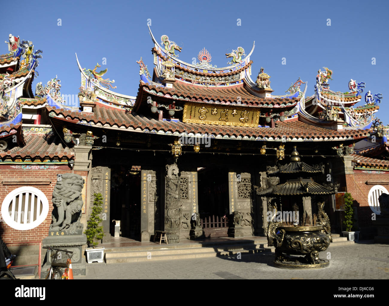 Chinese Temple in Taizhong Stock Photo - Alamy
