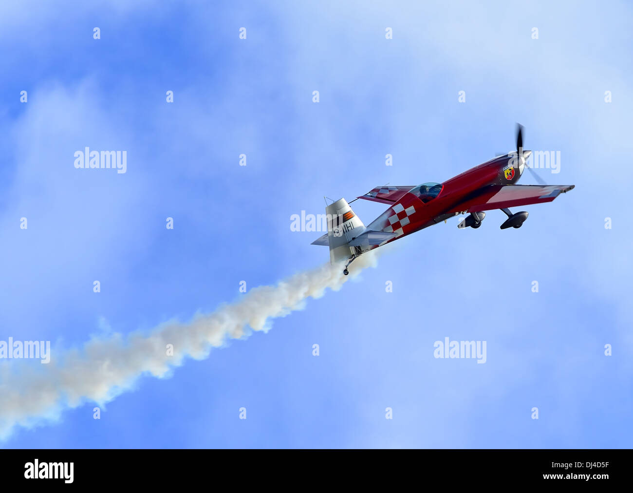 Extra 330SC aerobatic display aircraft flown by Mark Jeffries.Duxford ...