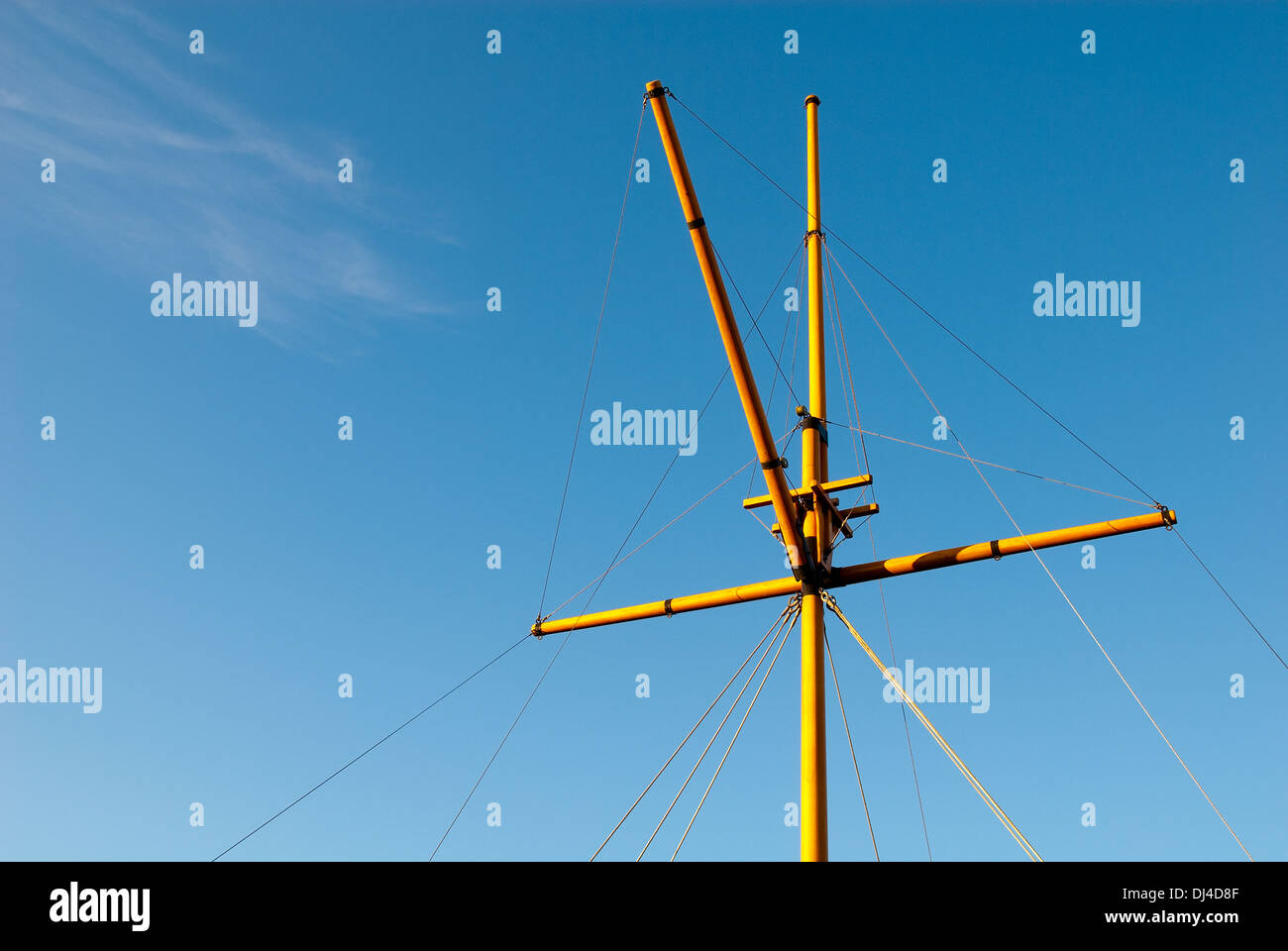 Flagpole hi-res stock photography and images - Alamy