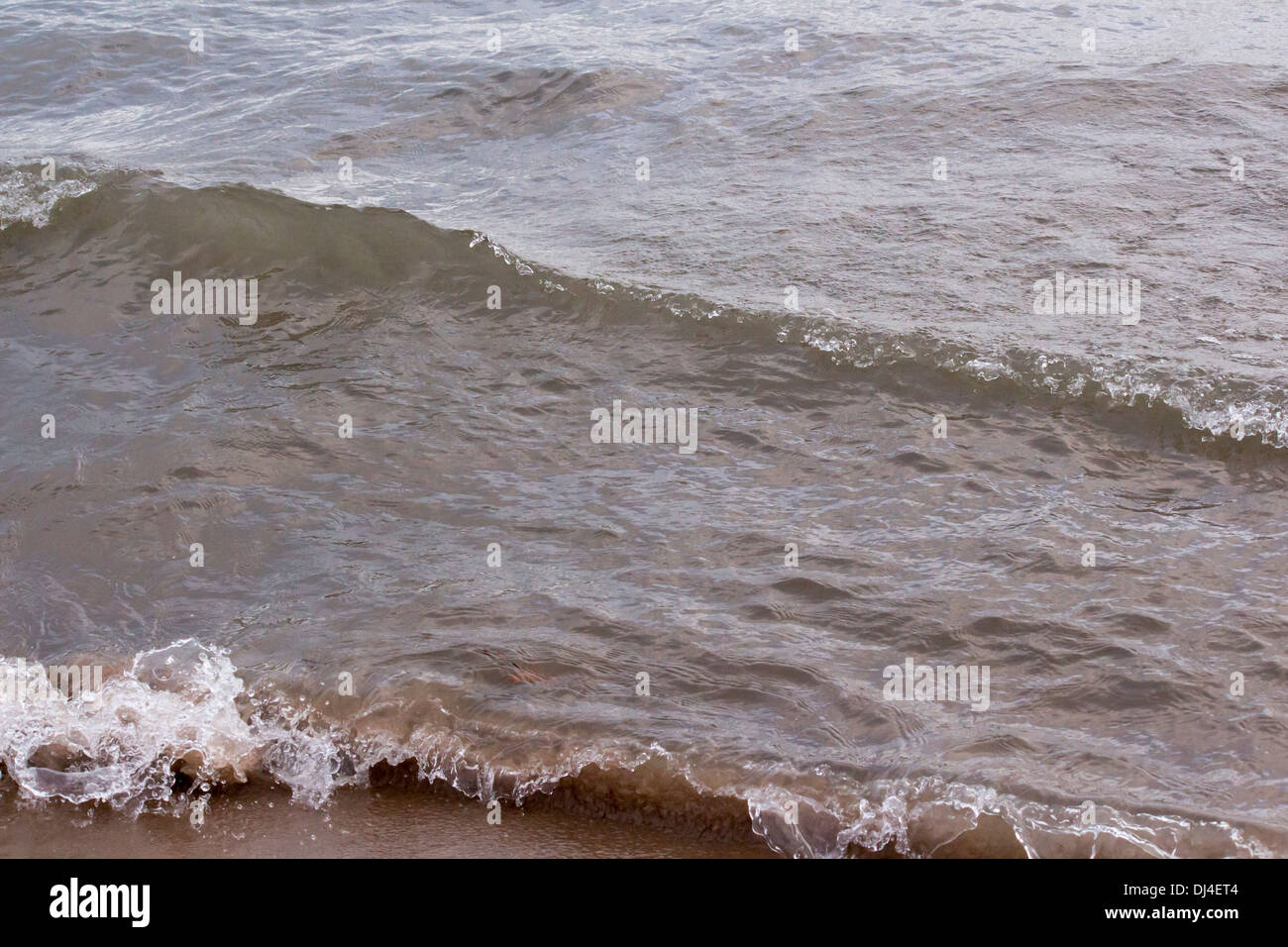 Lapping waves hi-res stock photography and images - Alamy