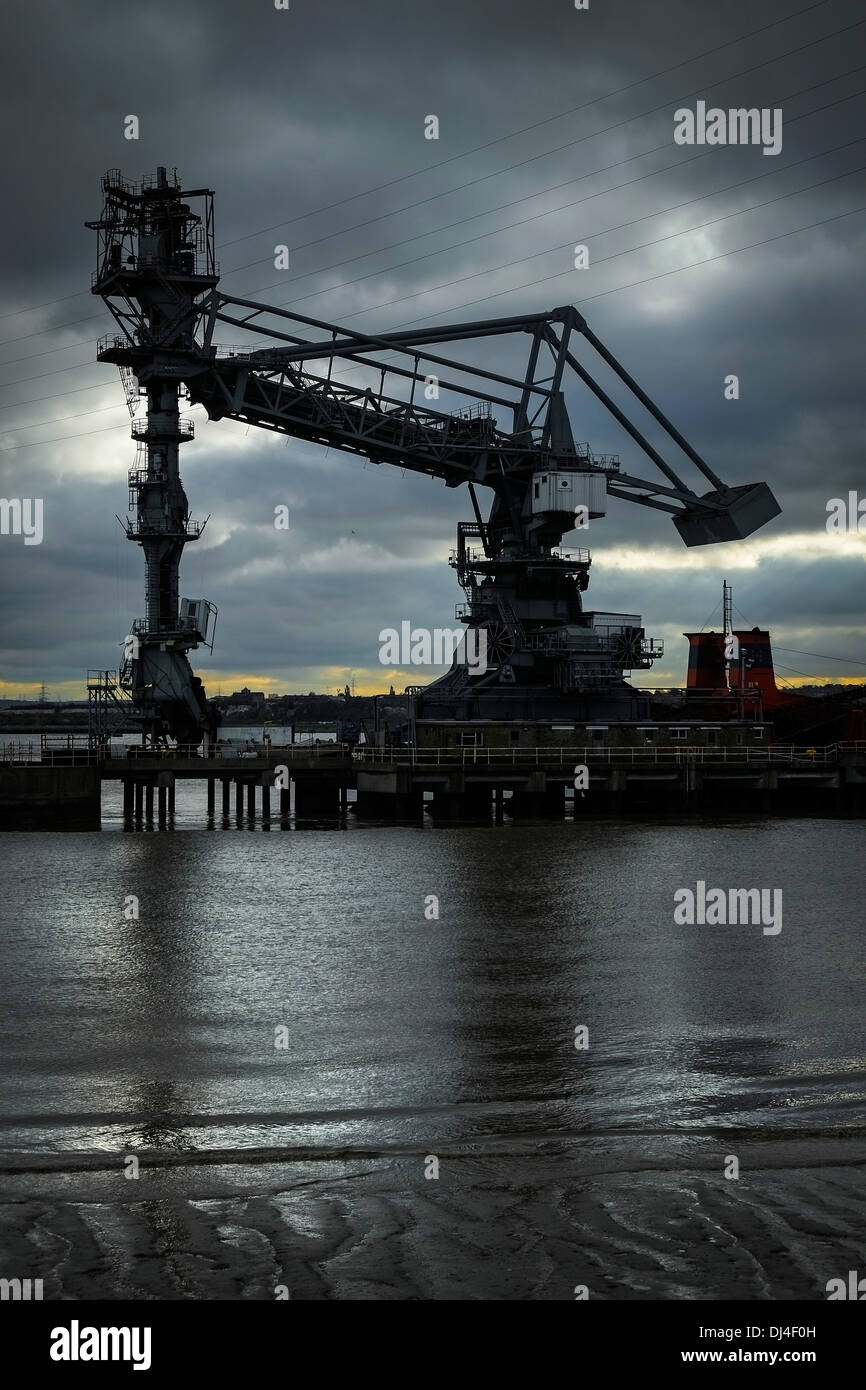 An unloading jetty hi-res stock photography and images - Alamy