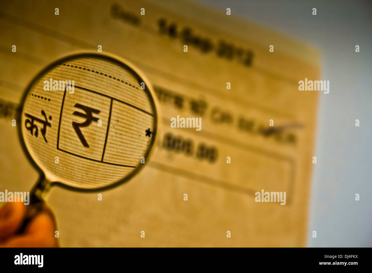 Bank cheque hi-res stock photography and images - Alamy