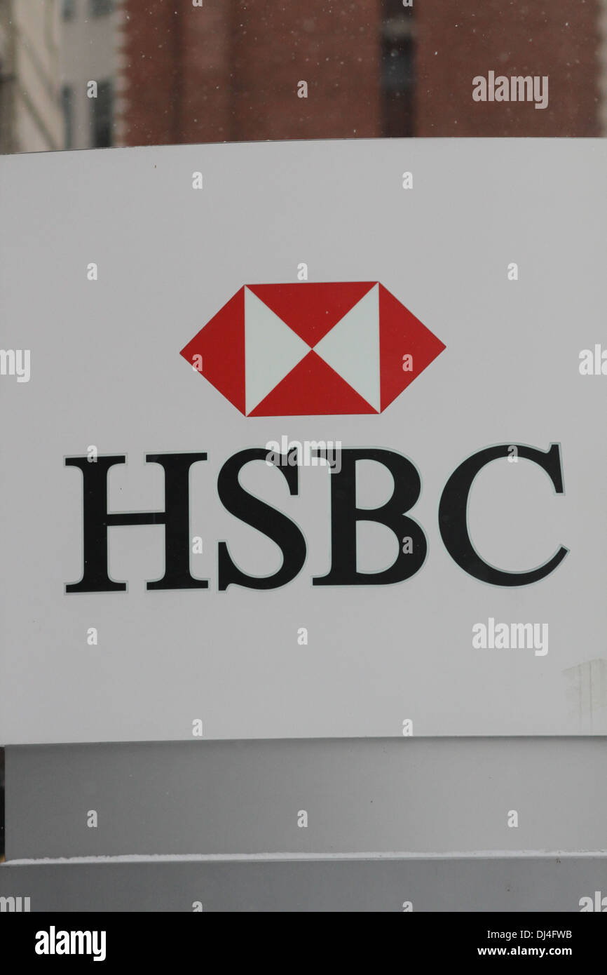 Hsbc logo hi-res stock photography and images - Alamy