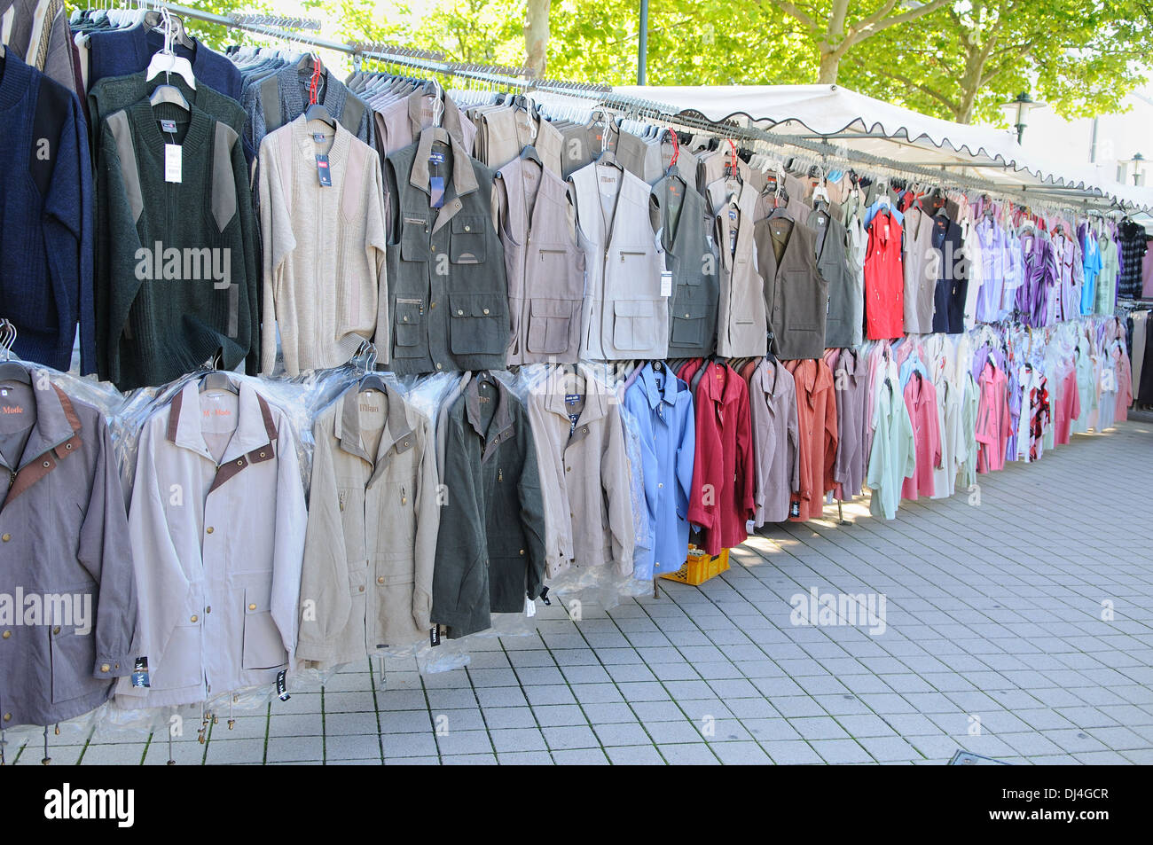 Street sales hi-res stock photography and images - Alamy