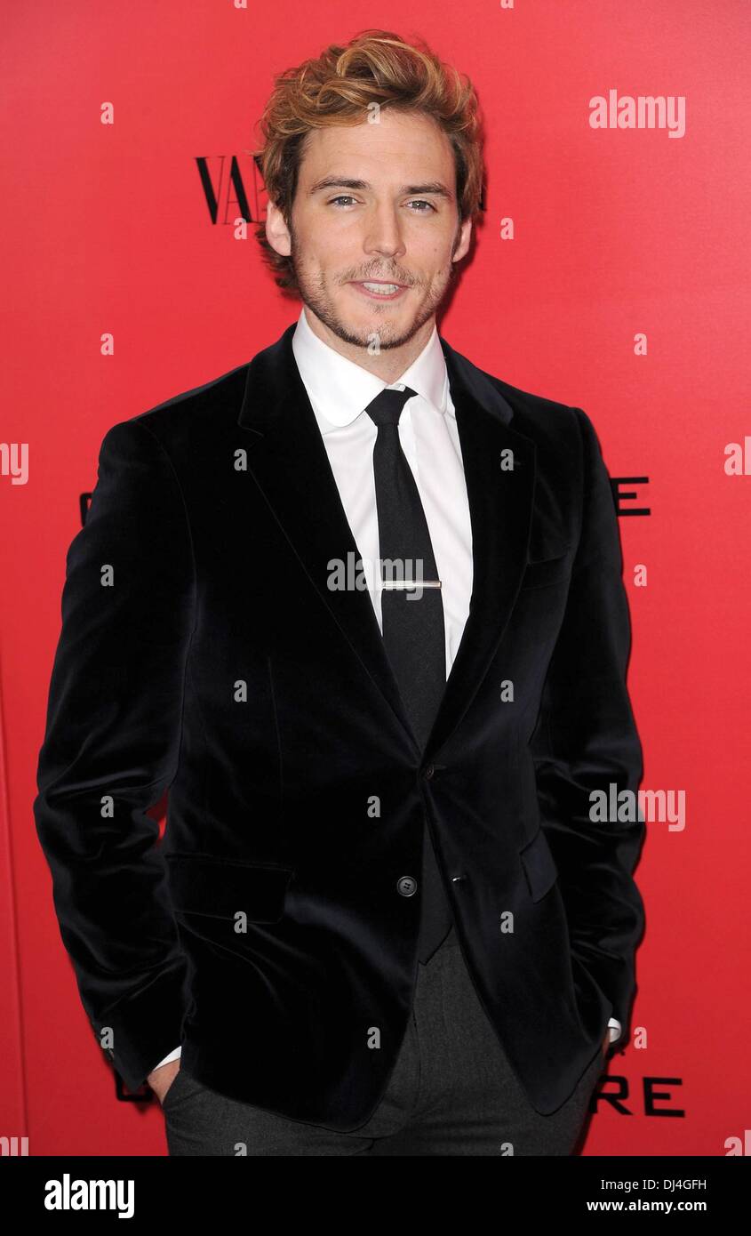 Sam Claflin at arrivals for THE HUNGER GAMES: CATCHING FIRE Premiere ...