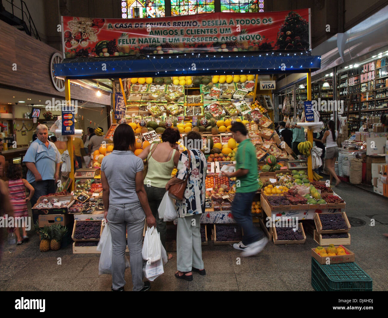Brazilian trader hi-res stock photography and images - Alamy