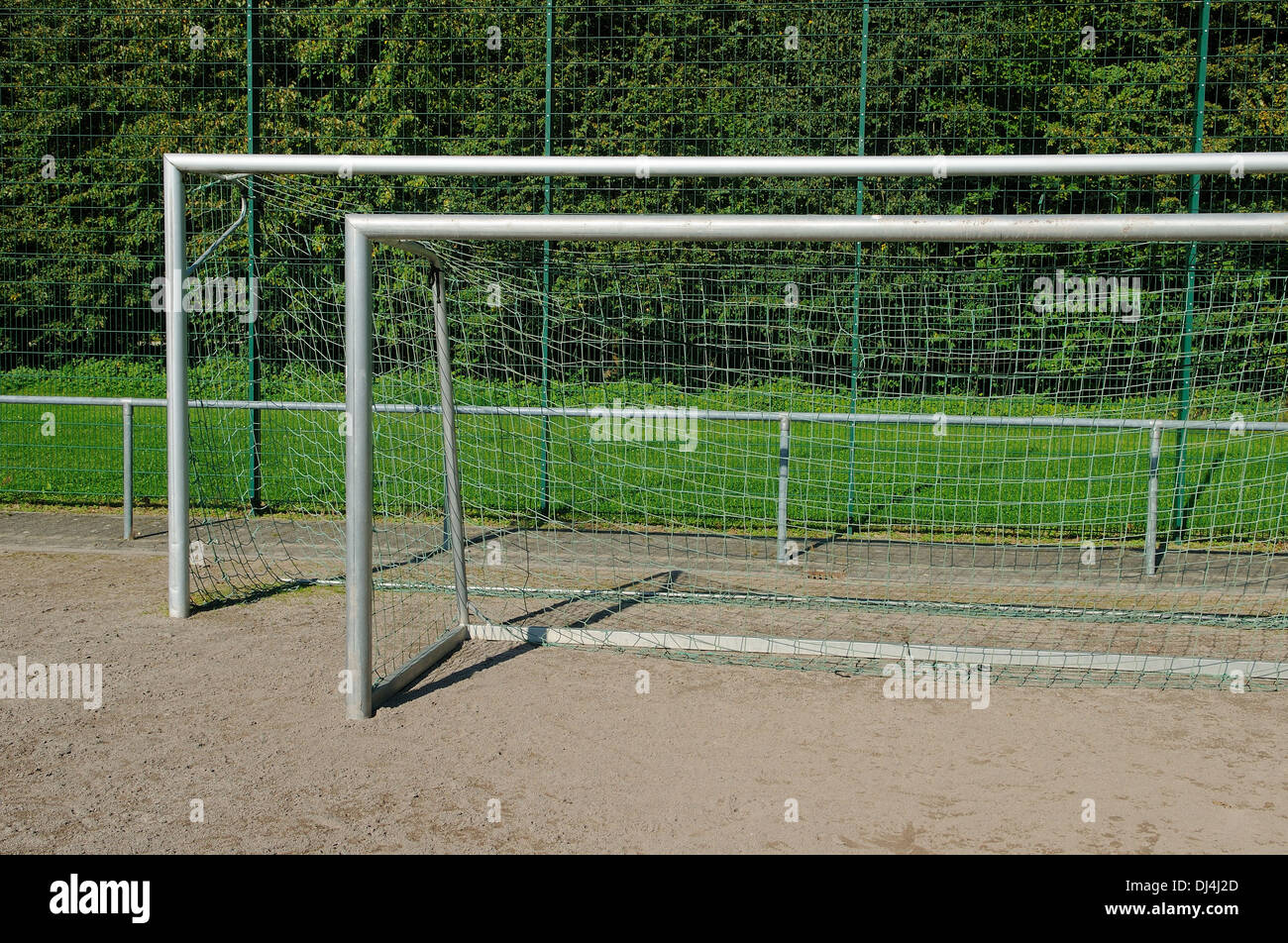 Eck ball hi-res stock photography and images - Alamy