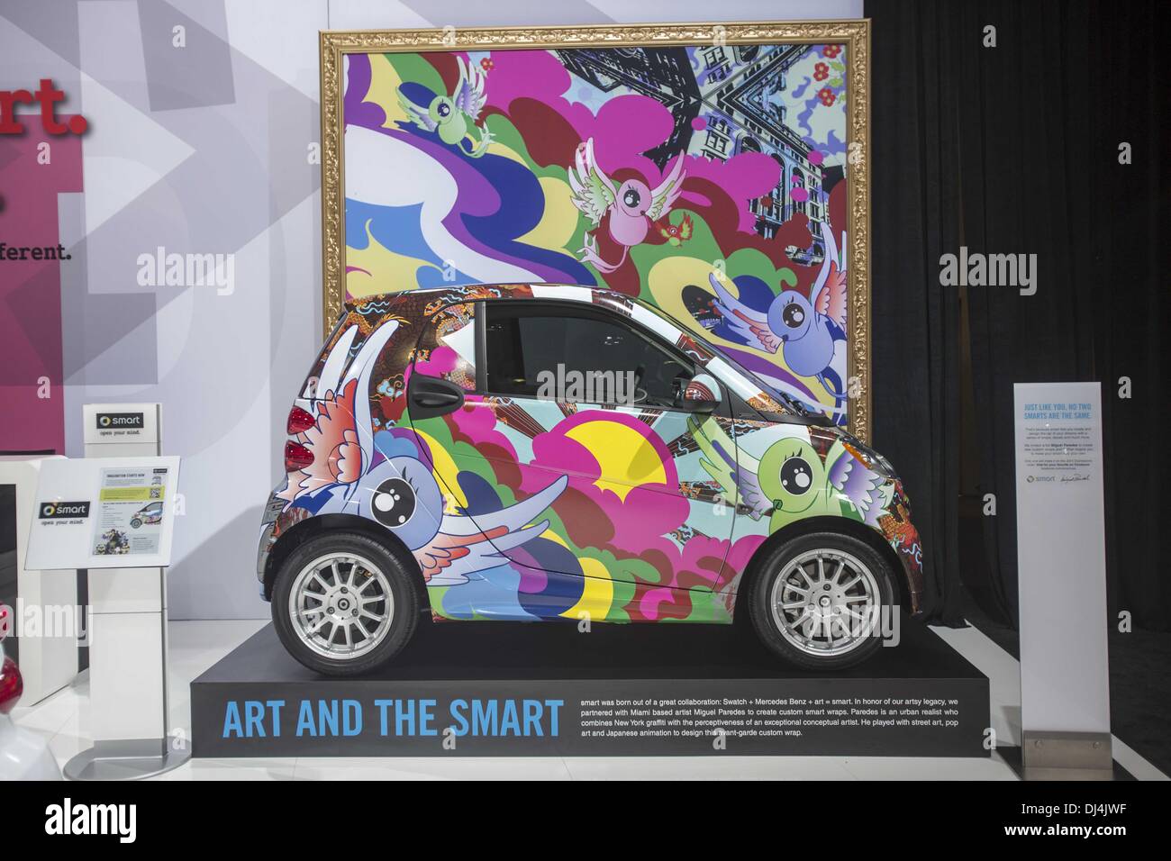 Los Angeles, California, USA. 21st Nov, 2013. A Smart car is shown ...