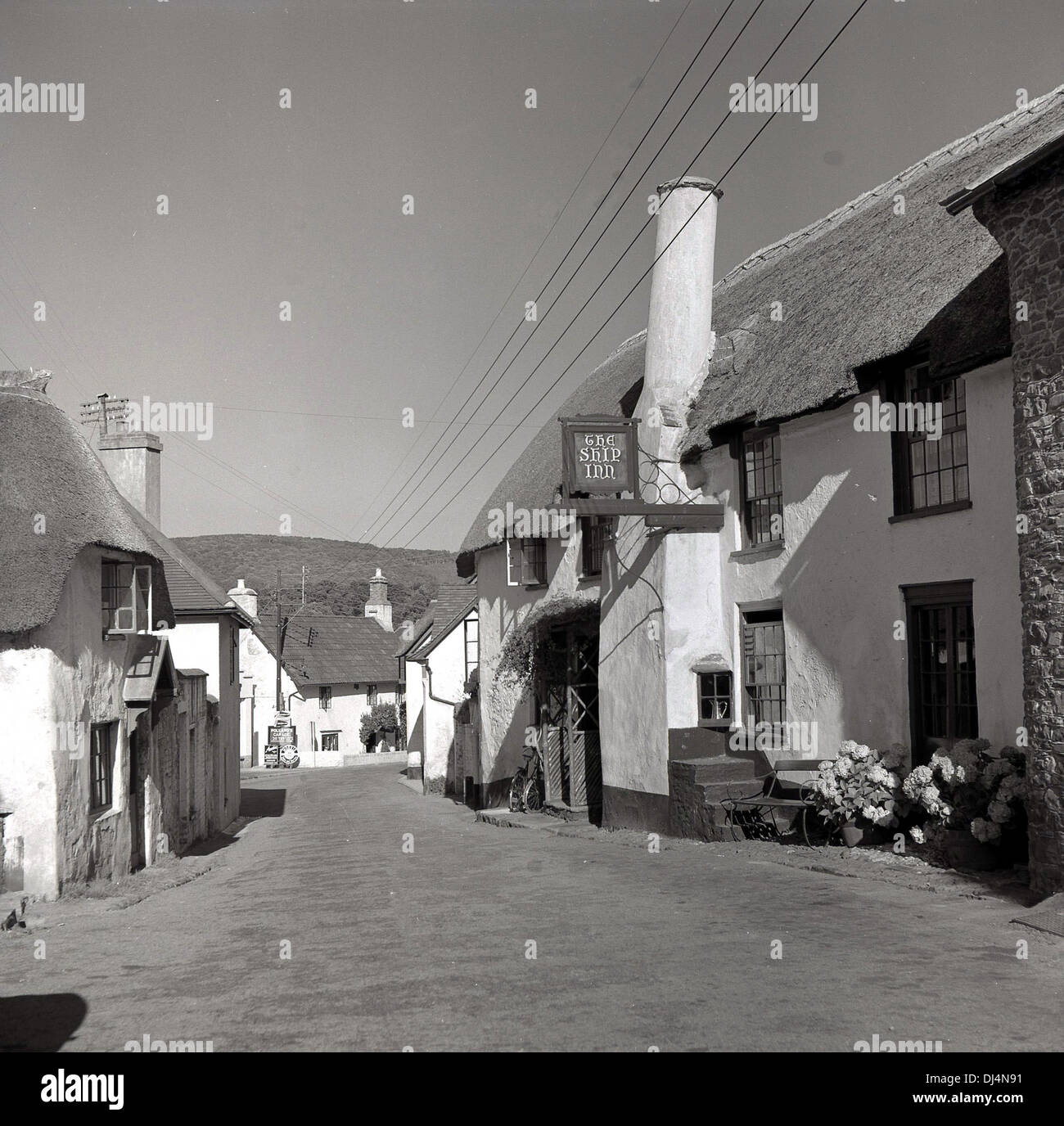 1950s, historical, high street, Porlock village, Somerset, England UK ...