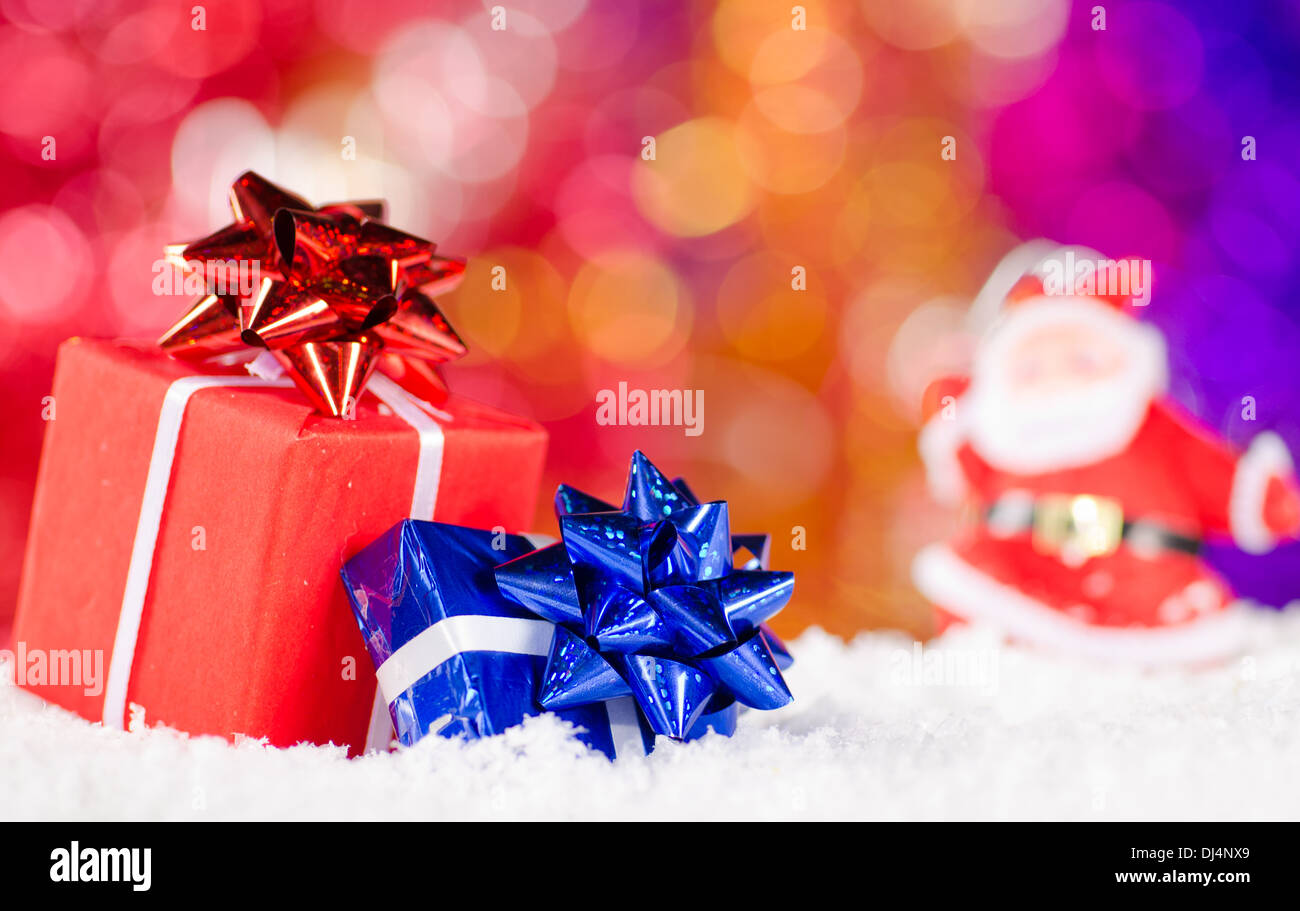 Christmas decorations in the snow Stock Photo - Alamy