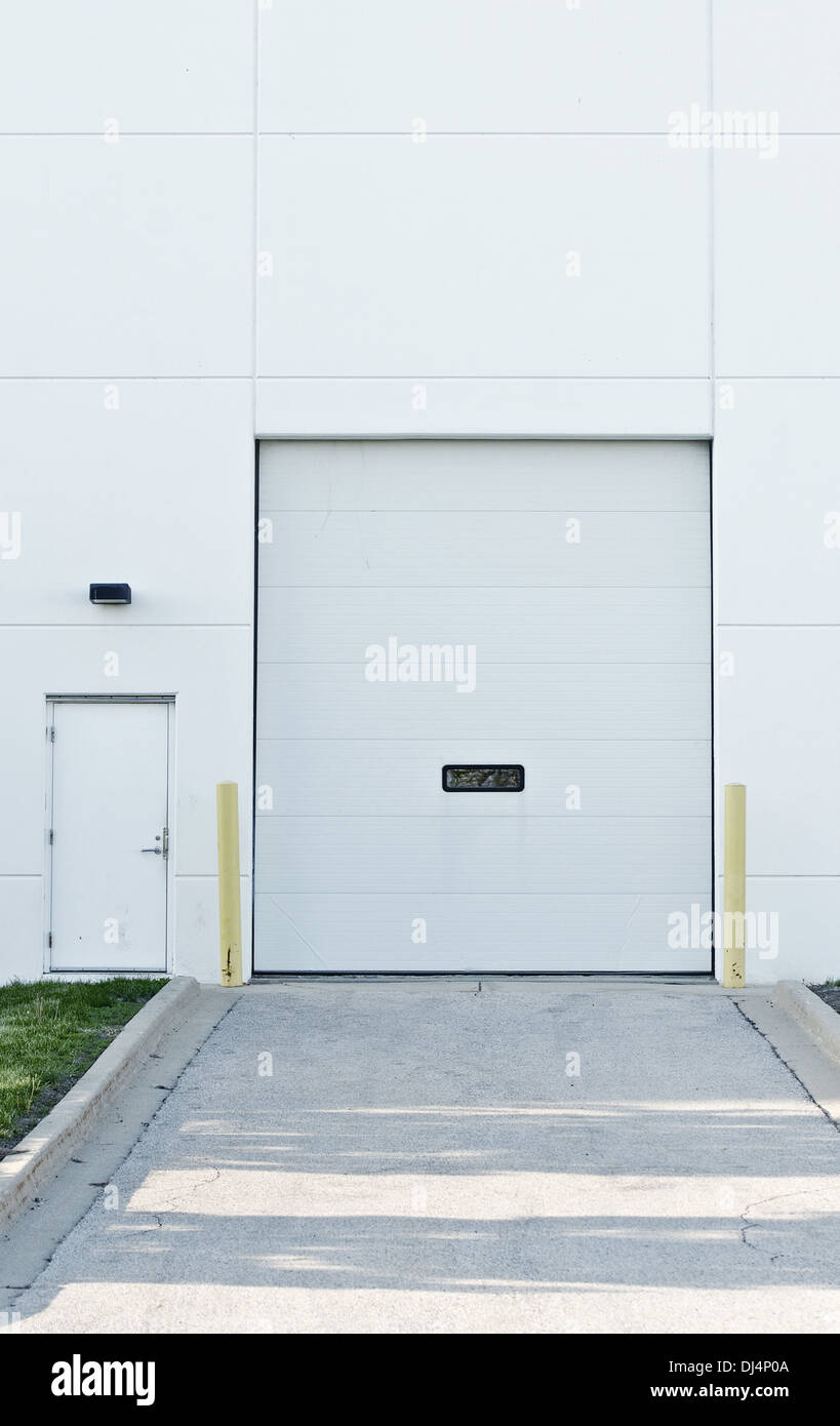Shipping Gate - Commercial Building. Warehouse Stock Photo - Alamy