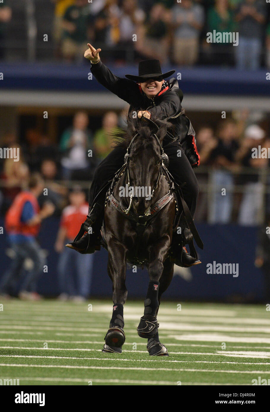 Nov. 16, 2013 - Arlington, Texas, USA - November 16, 2013: November 16 ...