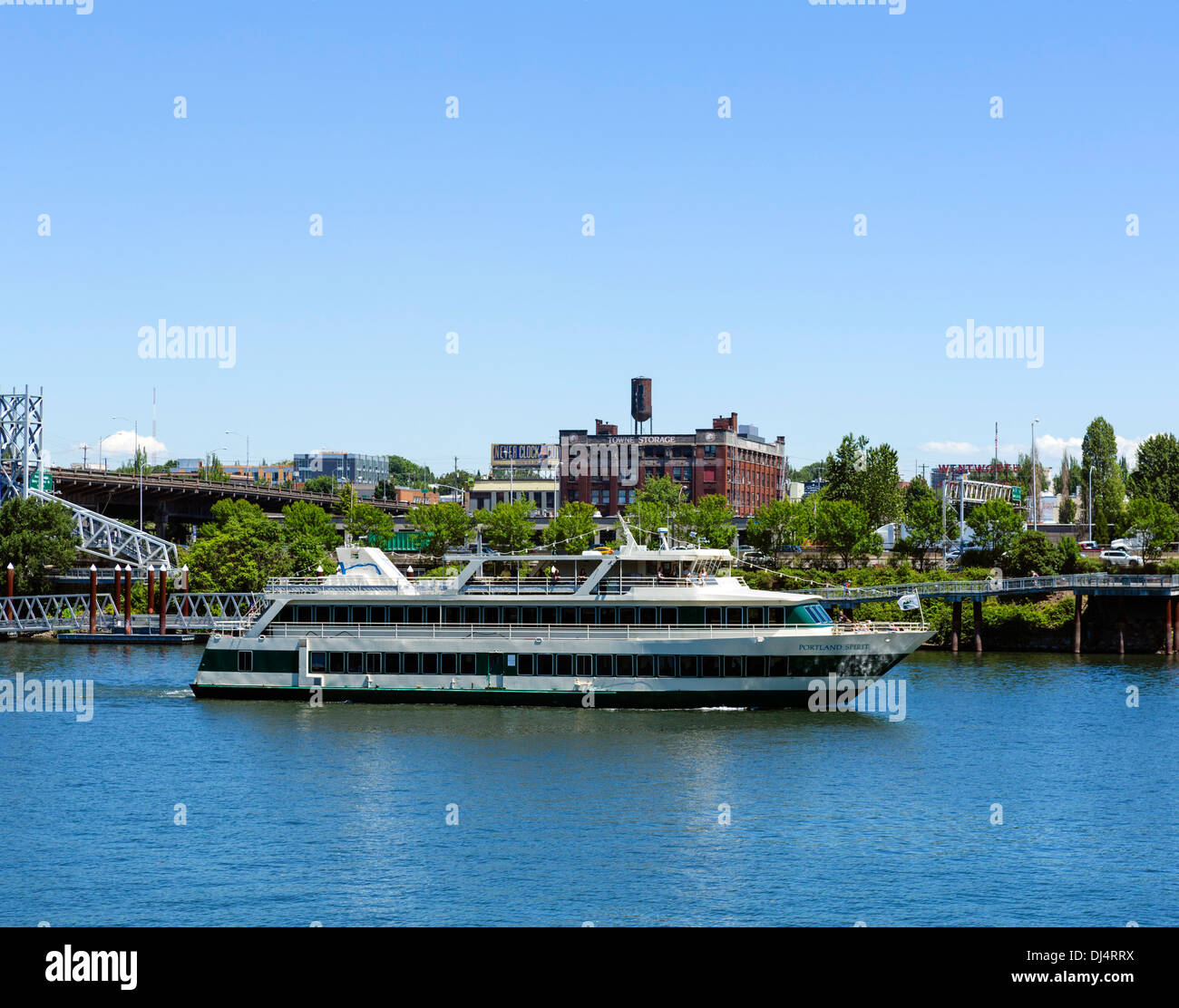 Portland spirit cruise hi-res stock photography and images - Alamy