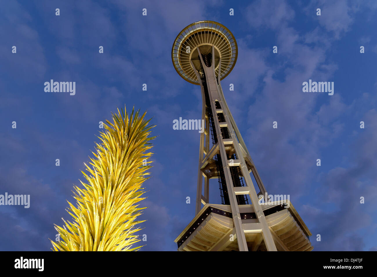 Space Needle and Chihuly glass tree, Seattle Centre, Seattle ...