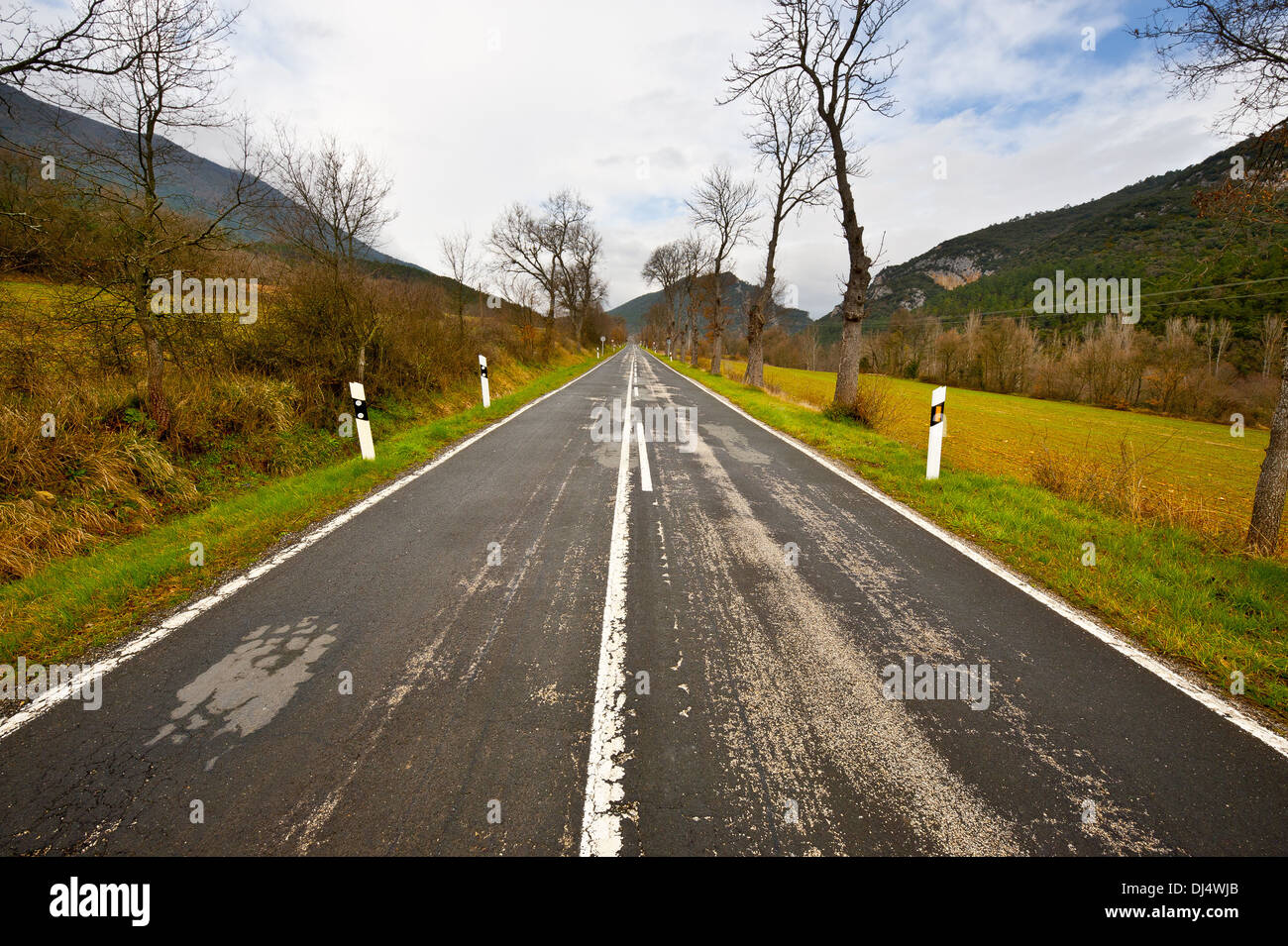 Straight pass hi-res stock photography and images - Alamy