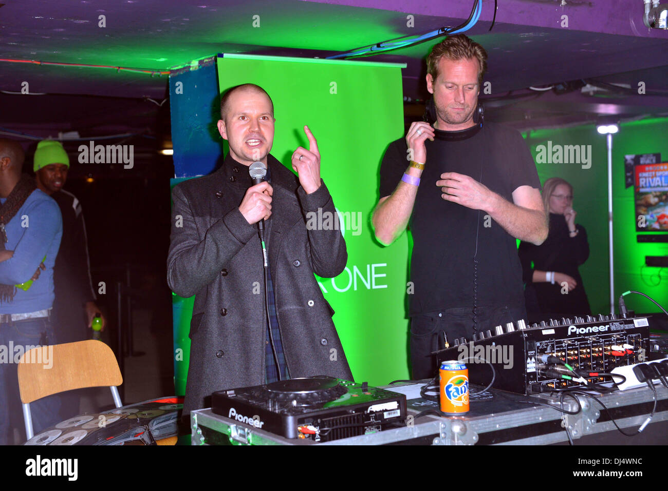 London UK 21st Nov 2013 : Graham Lloyd community manager speak to the ...