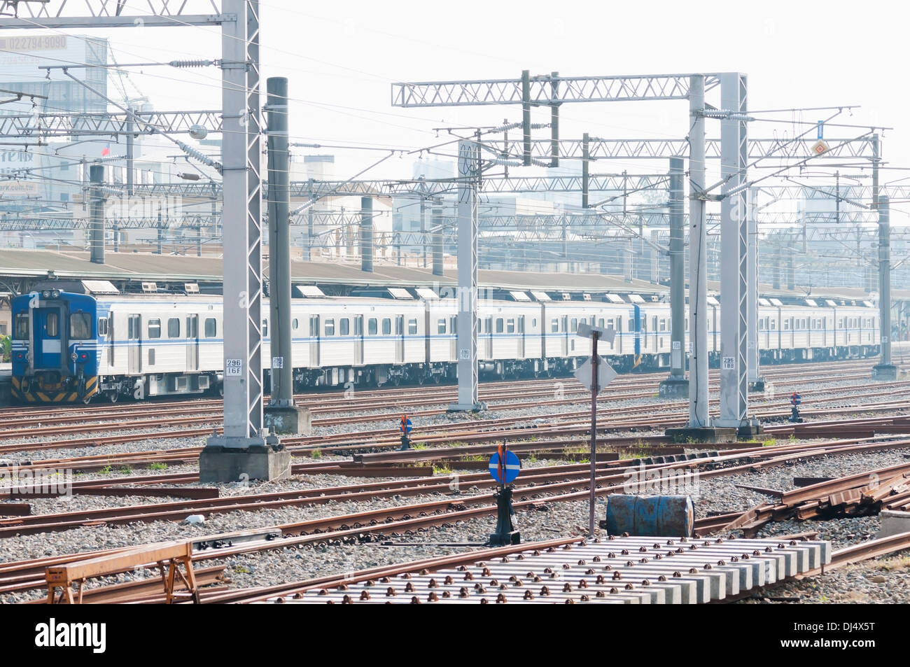 Train Stop Stock Photos & Train Stop Stock Images - Alamy