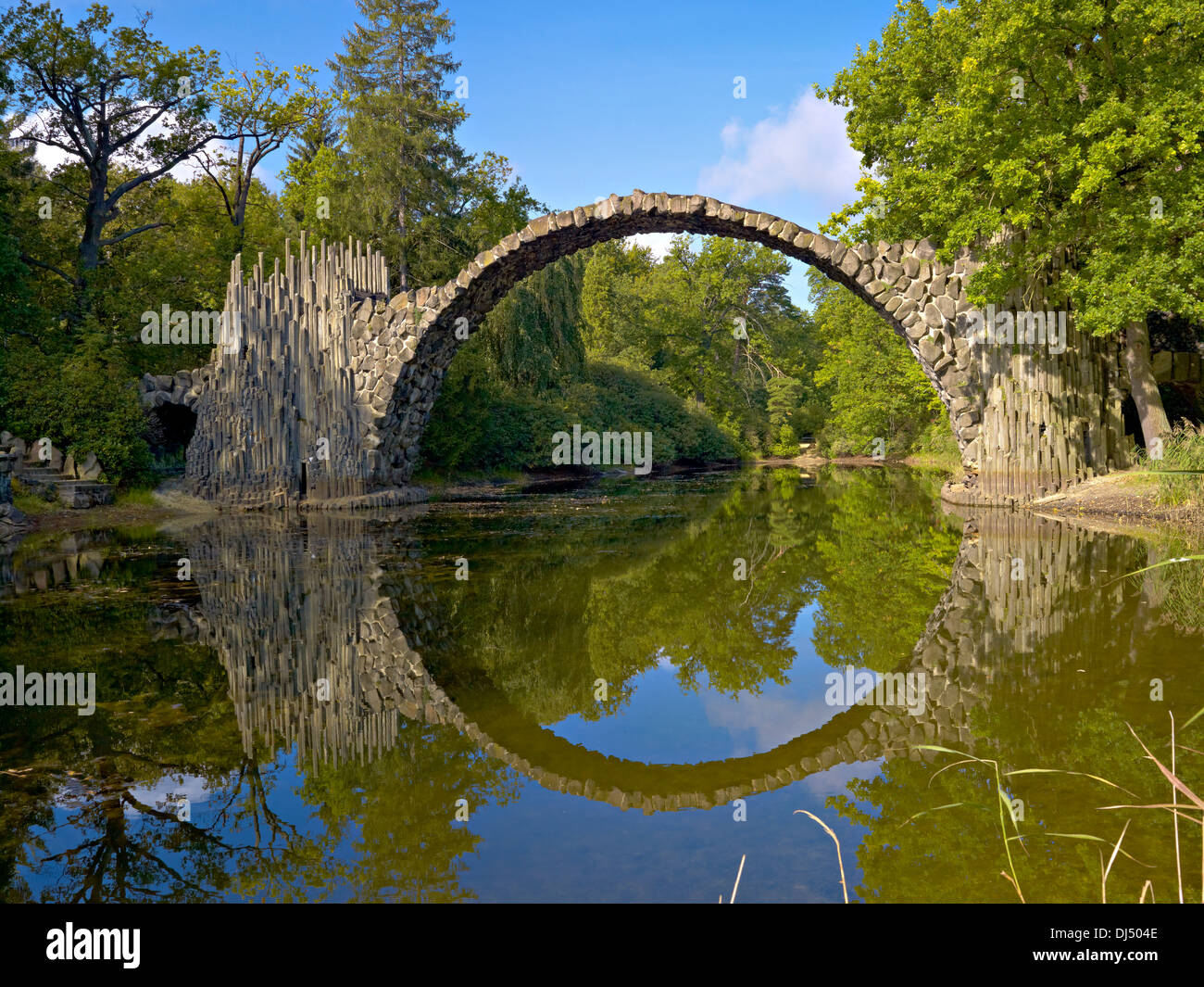 Rakotz Bridge in Kromlau Park, Saxony, Germany Stock Photo - Alamy