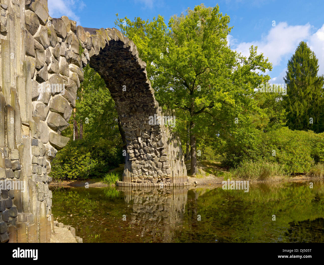 Rakotz Bridge in Kromlau Park, Saxony, Germany Stock Photo - Alamy