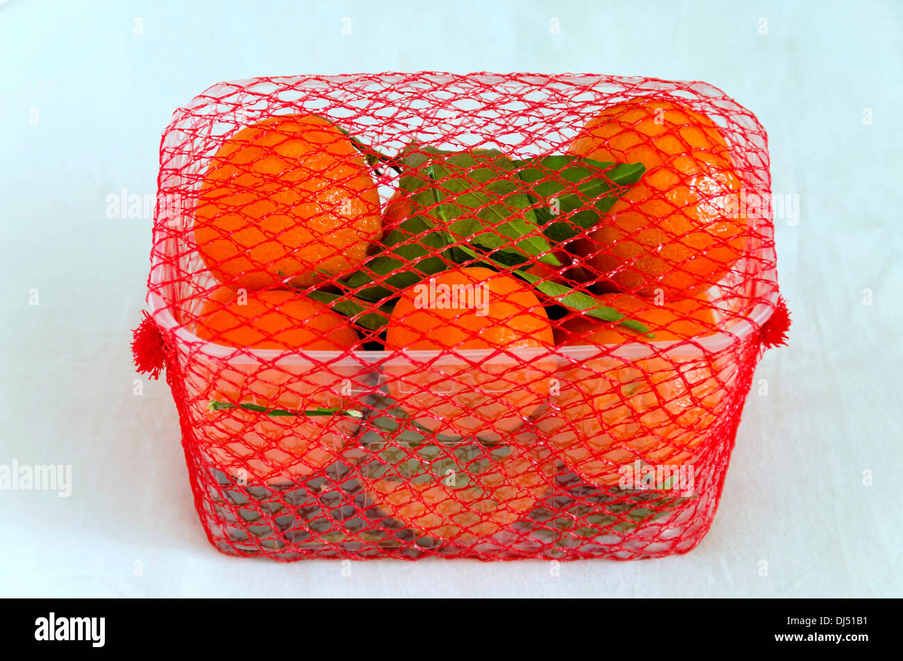 Tangerine fruit hi-res stock photography and images - Alamy
